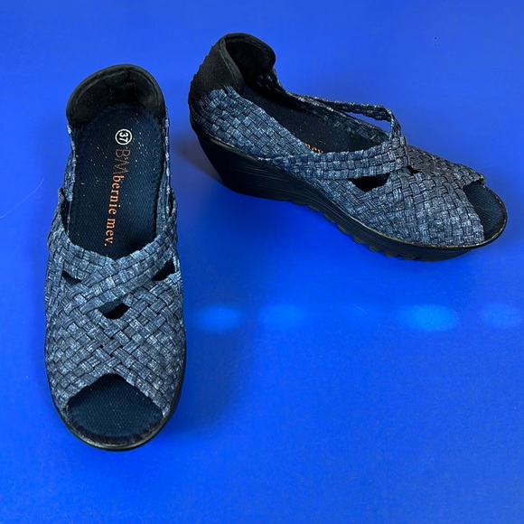 bernie mev. | Shoes | Bm Bernie Mev Woven Wedges Peep Toe Shoes 37 ...